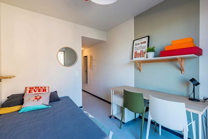 Appartement 1 pièce à Troyes, Gare, à louer
