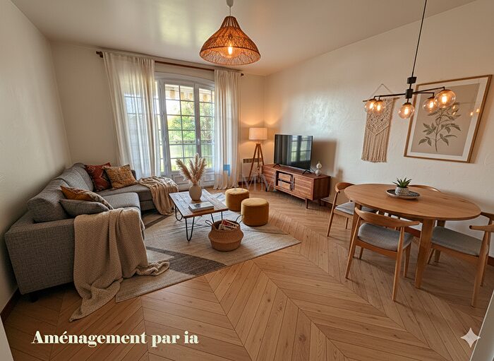 Appartement à vendre - Saint-Raphaël, Les Arênes - 2 pièces - 1 chambre