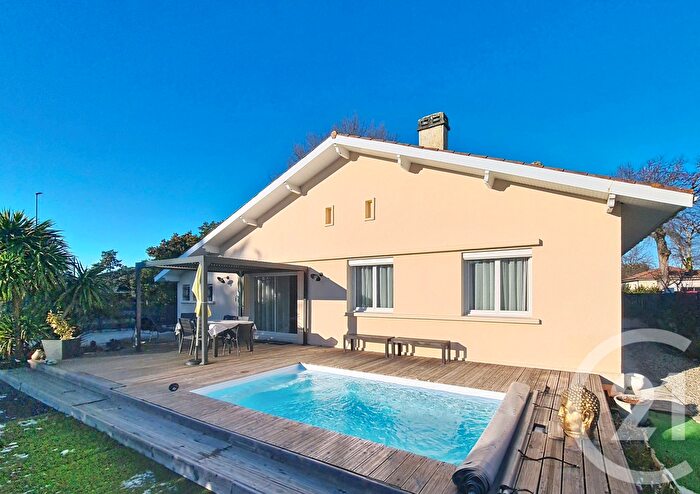 Maison à vendre - Biganos - 4 pièces - 3 chambres