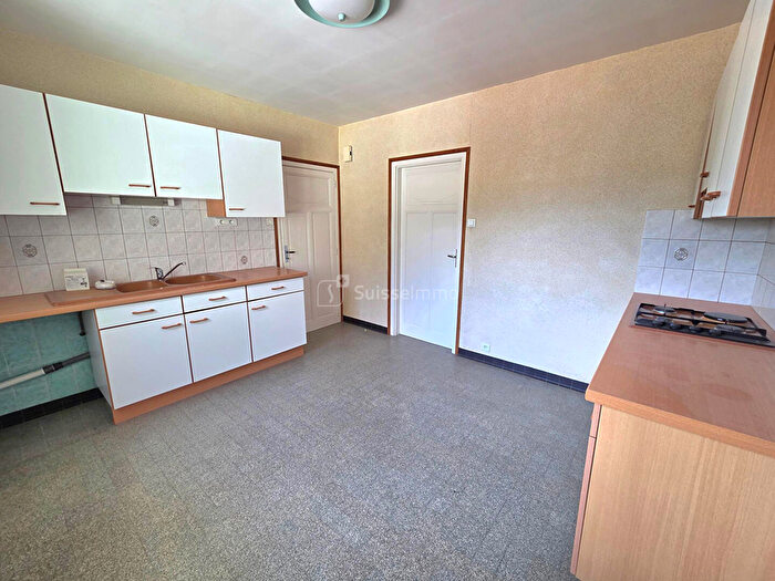 Appartement 4 pièces à Trévillers, à vendre