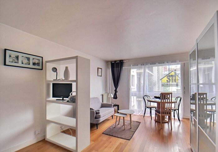 Appartement à louer - Didot-Porte de Vanves, Paris ème arrondissement - 1 pièce