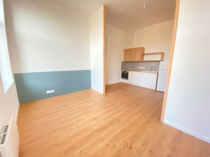 Appartement à louer - Centre Ville, Saint-Quentin - 2 pièces - 1 chambre