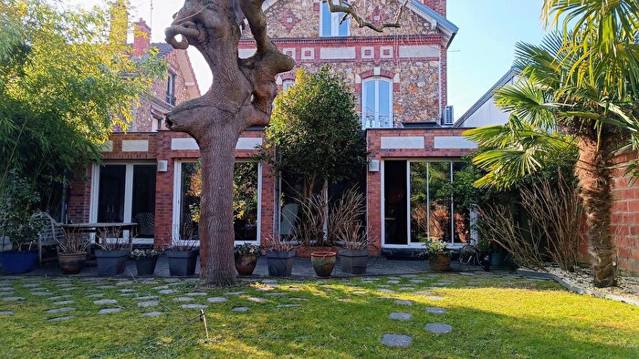 Maison à vendre - Bourg-la-Reine, Fontaine, Grelot - 7 pièces - 4 chambres