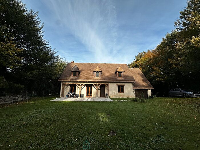 Maison à vendre - Saint-Cyr-la-Campagne - 5 pièces - 4 chambres