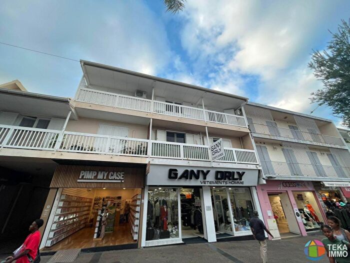 Appartement à louer - Saint-Denis - 4 pièces - 3 chambres