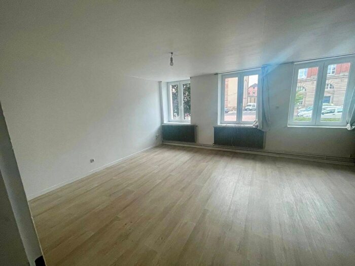 Appartement à louer - Centre Ville, Sarrebourg - 3 pièces - 2 chambres