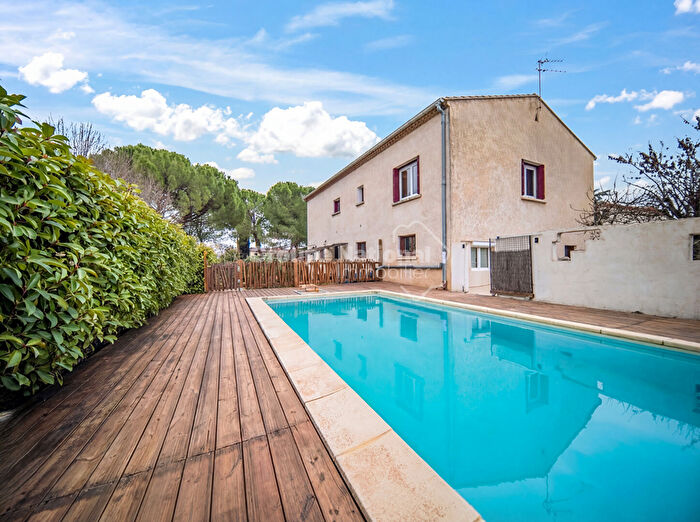 Maison à vendre - Saint-Brès - 6 pièces - 4 chambres