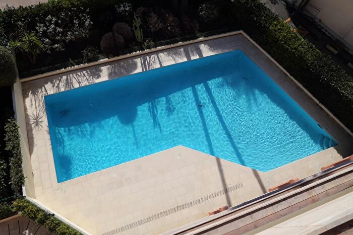 Appartement à vendre - Menton, Haut Borrigo, Saint-Paul-Garavan, Vallée de Gorbio - 2 pièces - 1 chambre