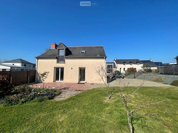 Maison à louer - Domagné - 4 pièces - 2 chambres