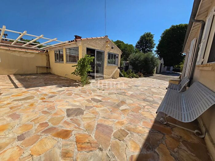 Château-Arnoux-Saint-Auban : Maison 4 pièces à vendre
