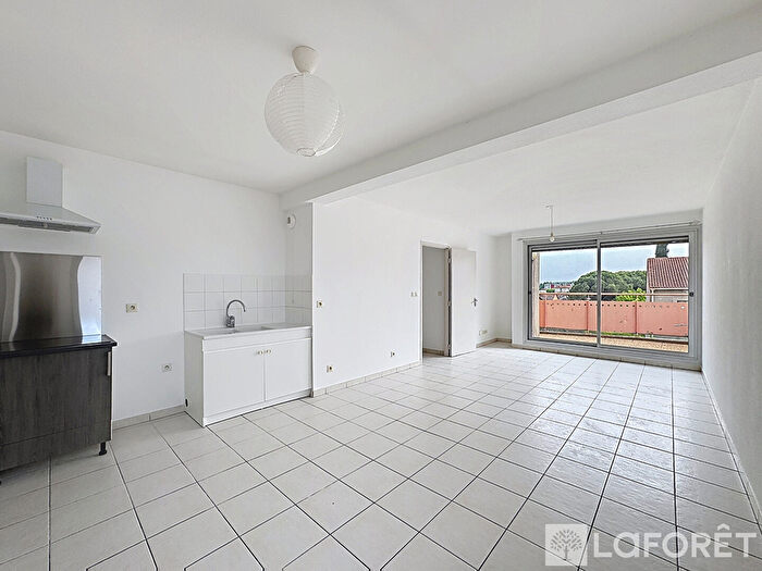 Orange, Centre-ville : Appartement 2 pièces à louer