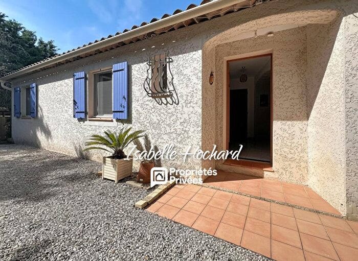 Maison 5 pièces à Sainte-Anastasie-sur-Issole, à vendre