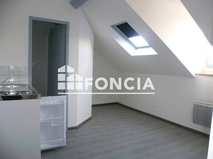 Appartement à louer - Gare, Soissons - 1 pièce