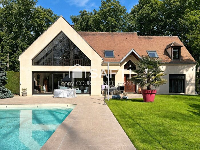 Lamorlaye : Maison 7 pièces à vendre