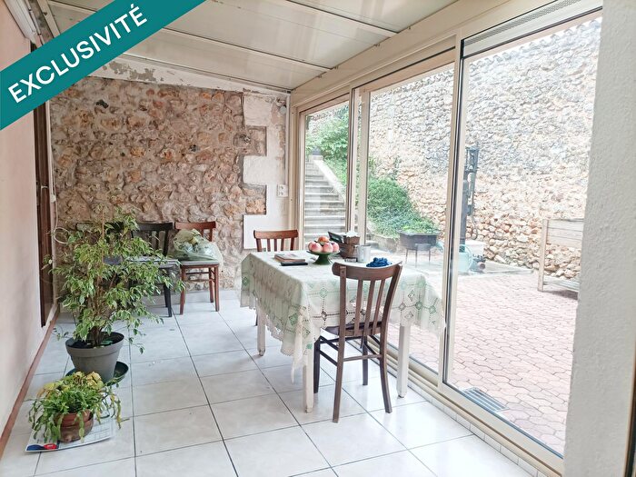 Maison à vendre - Fleuré - 6 pièces - 4 chambres