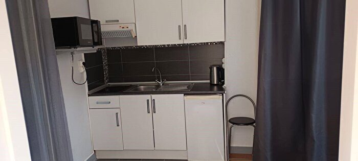 Ouest Péri-Centre Ville, Vannes : Appartement 1 pièce à louer