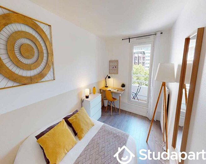 Appartement à louer - Parc-La Boule- Champs Pierreux, Nanterre - 1 pièce - 1 chambre