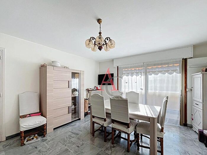 Appartement à vendre - Cagnes-sur-Mer, Centre-ville - 2 pièces - 1 chambre