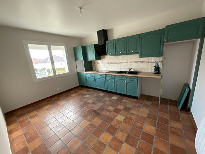 Maison à louer - Saint-Doulchard - 5 pièces - 3 chambres