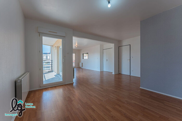 Montigny-lès-Metz, Centre-ville, Botanique : Appartement 4 pièces à louer