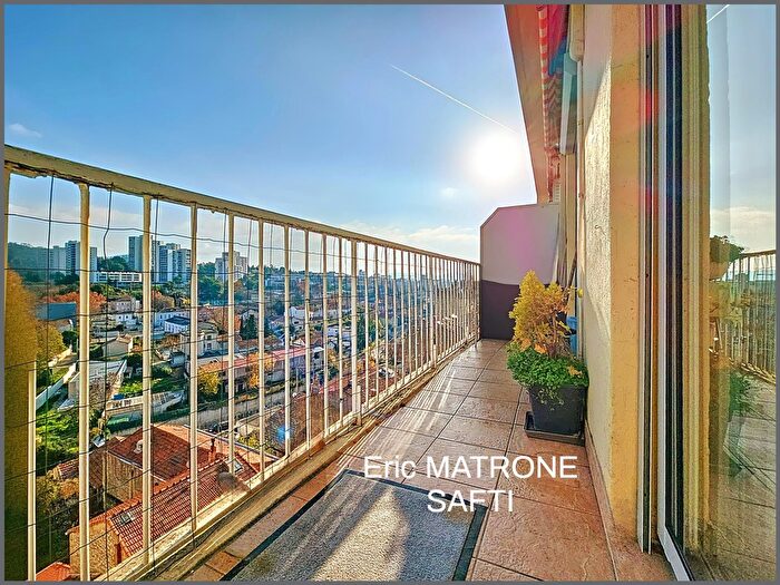 Appartement à vendre - Marseille e , Saint-Just - 3 pièces - 2 chambres