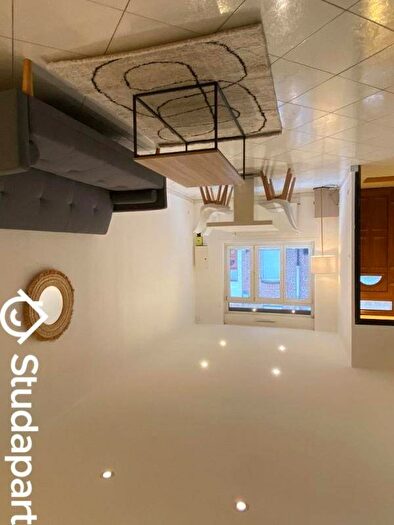 Appartement à louer - Epeule-Trichon, Roubaix - 1 pièce - 3 chambres