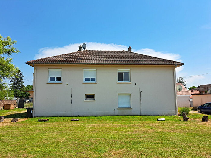 Maison 10 pièces à Louhans, à vendre