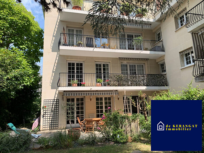 Appartement à vendre - Châtenay-Malabry - 4 pièces - 2 chambres