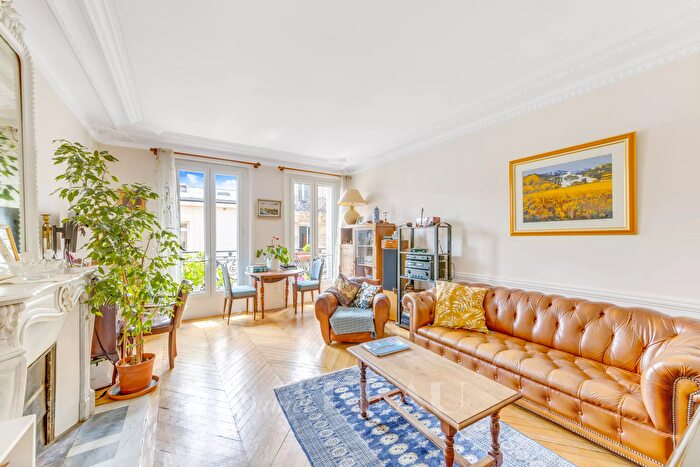 Appartement à louer - Paris e , Lorette, Martyrs - 4 pièces - 2 chambres