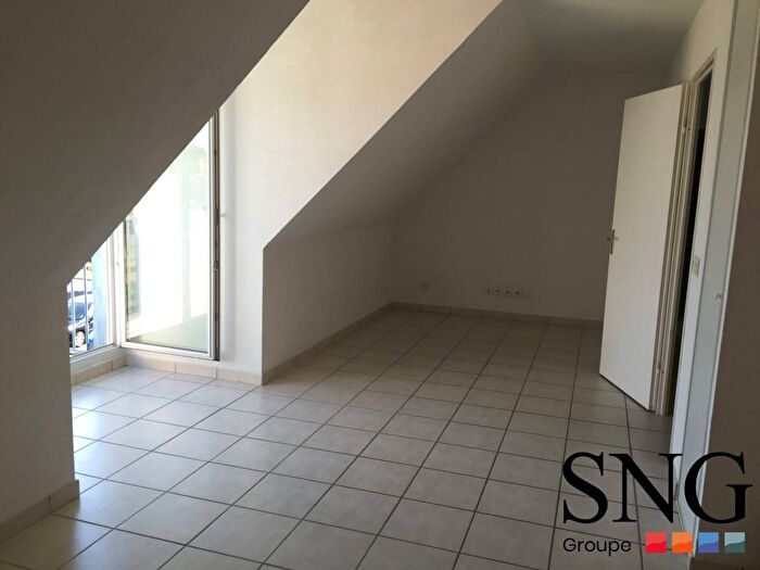 Appartement à louer - Est, Lisieux - 2 pièces - 1 chambre