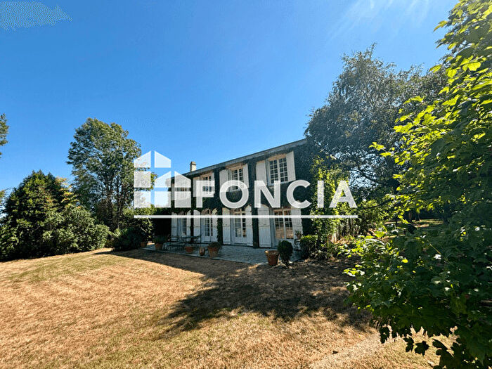 Maison à vendre - Niort, Centre-ville - 6 pièces - 1 chambre