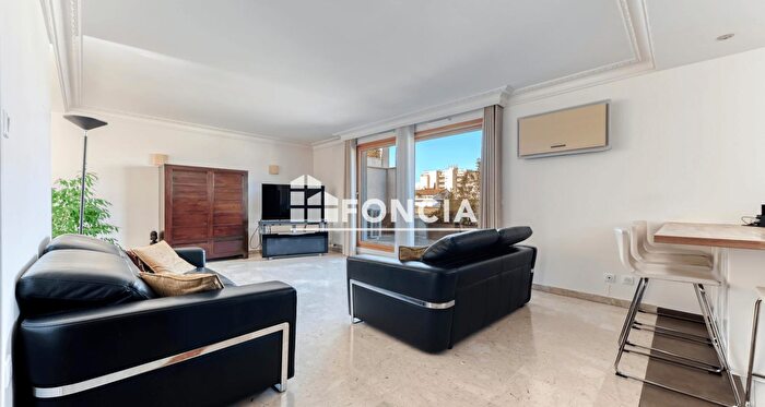 Appartement 5 pièces à vendre - Villeurbanne, Gratte Ciel