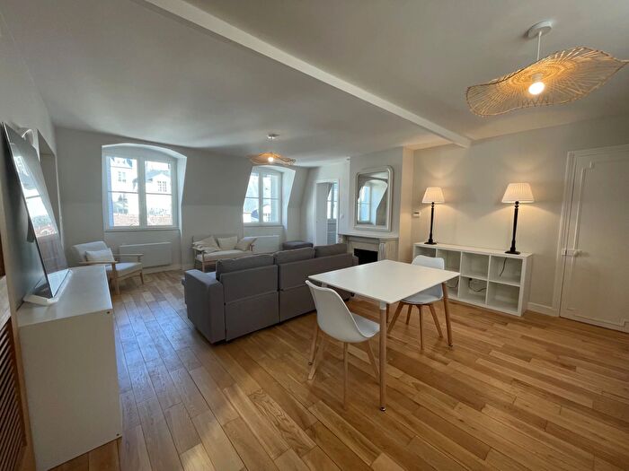 Paris 6ème, Saint-Michel, Monnaie : Appartement 2 pièces à louer