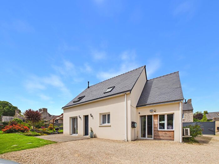 Maison 5 pièces à Plouzévédé, à vendre