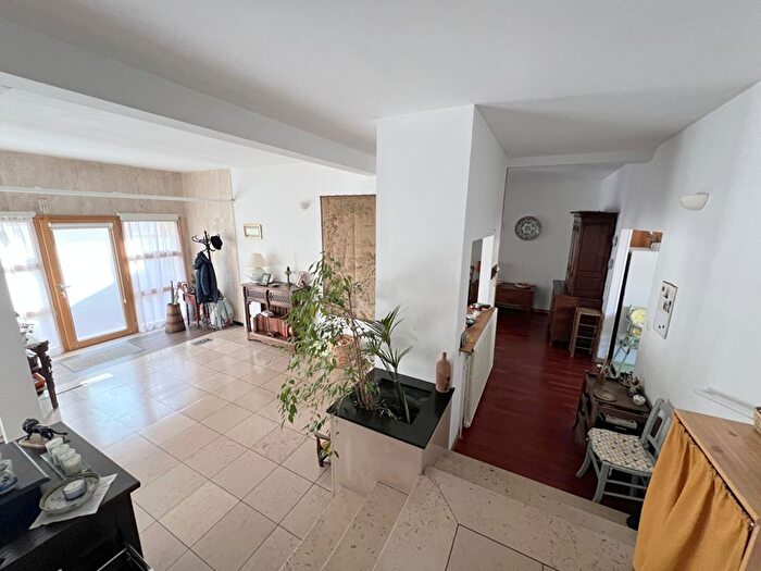 Appartement à vendre - Le Mans, Leclerc, Courboulay - 6 pièces - 4 chambres