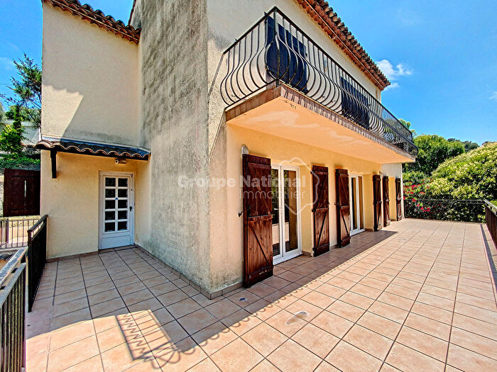 Maison à vendre - Mougins, Font Neuve, Saint-Basile, Fontmerle, Nartassière - 7 pièces - 5 chambres