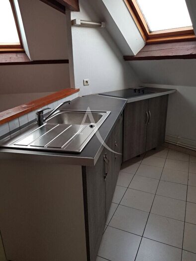 Appartement à louer - Centre, Soissons - 2 pièces - 1 chambre