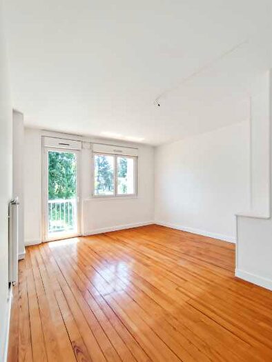 Appartement 3 pièces à Grand-Charmont, à vendre