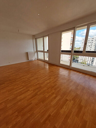 Appartement à louer - Quartiers Sud-Ouest, Bréquigny - 1 pièce