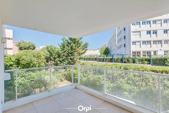 Appartement à louer - Sainte Marguerite, Marseille ème arrondissement - 3 pièces - 2 chambres