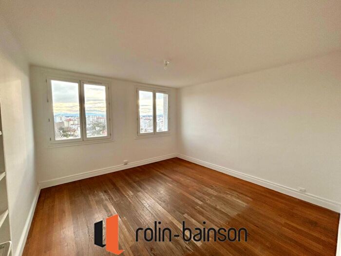 Appartement à louer - Montchat, Lyon ème arrondissement - 3 pièces - 2 chambres