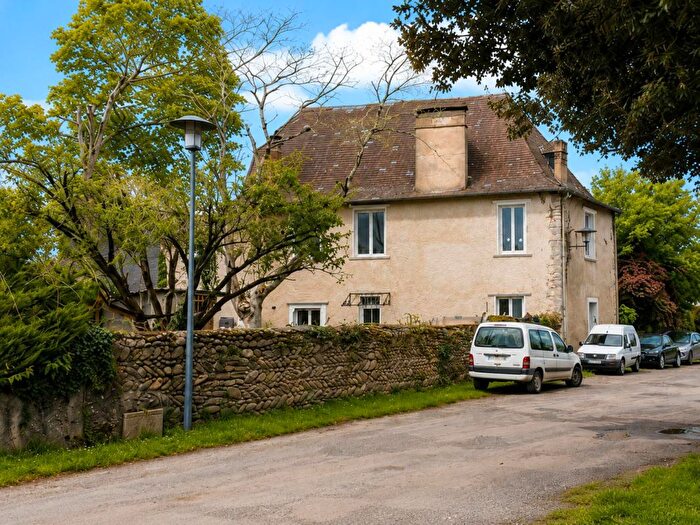 Maison 6 pièces à vendre à Précilhon