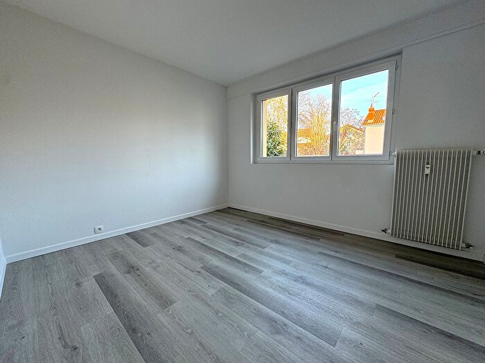 Appartement à vendre - Chamalières, Centre-ville, Carrefour de lEurope - 3 pièces - 2 chambres