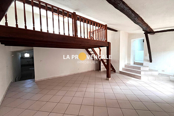 Appartement à vendre - Saint-Maximin-la-Sainte-Baume, Centre-ville - 1 pièce