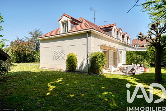 Maison à vendre - Chatou, Ouest - 5 pièces - 4 chambres