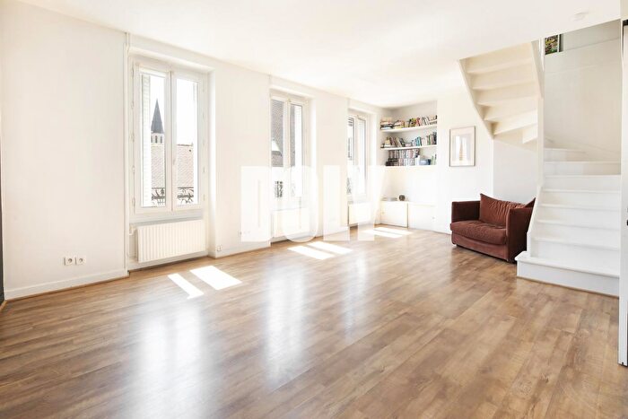 Appartement 3 pièces à Rueil-Malmaison, Coeur de Ville, à vendre
