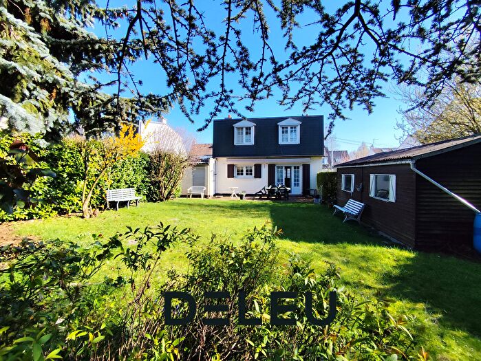 Maison à vendre - Neuville-en-Ferrain - 5 pièces - 3 chambres