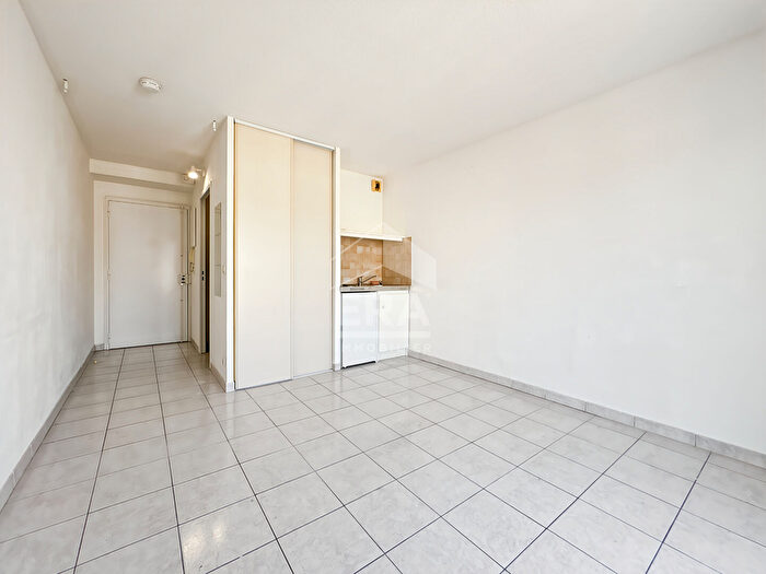 Appartement à vendre - Marseille e , Saint-Pierre - 1 pièce