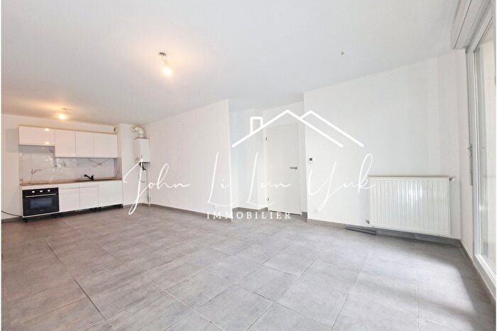 Appartement 3 pièces à Beauchamp, à louer