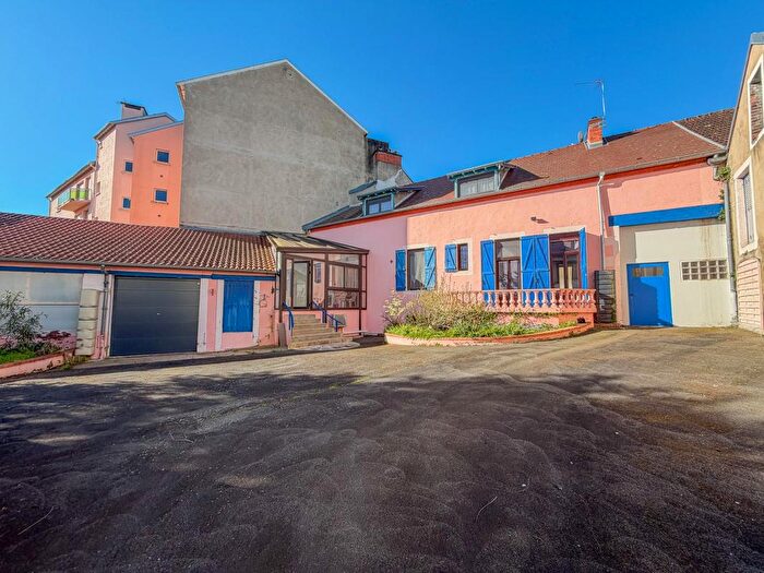 Maison 5 pièces à Montluçon, Centre-ville, Les Forges, à vendre